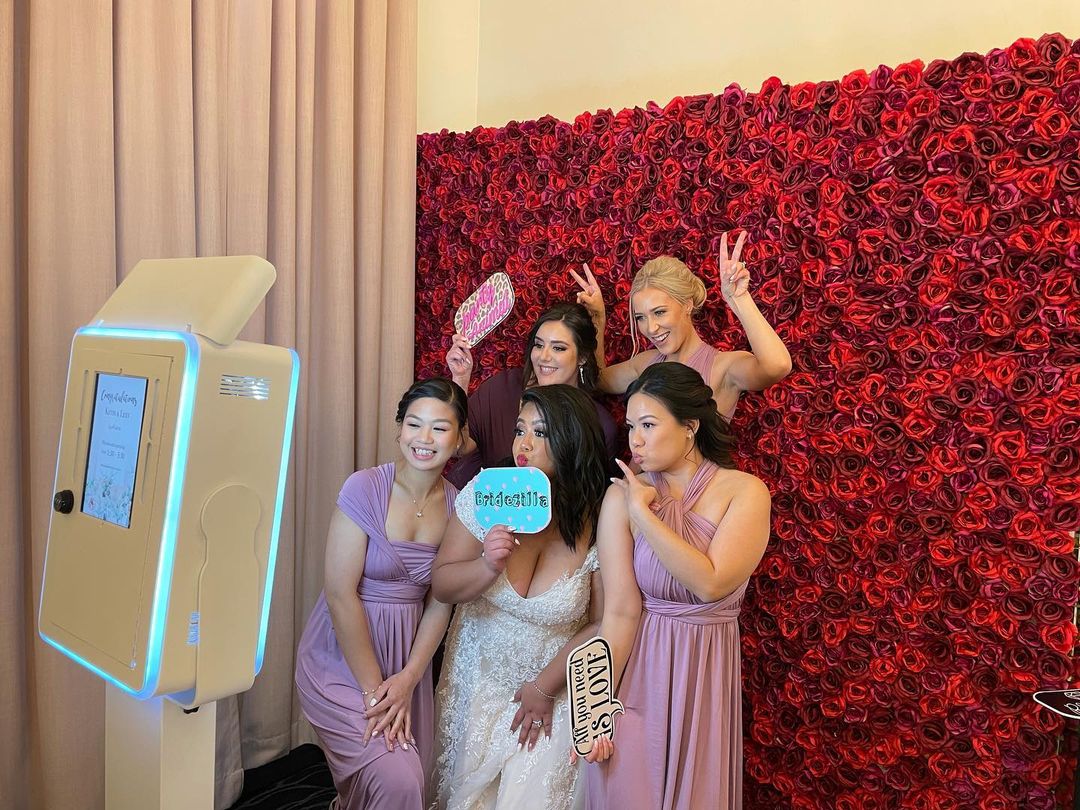 11 Best Photo Booths Hirers in Sydney for Your Next Event – Project Party