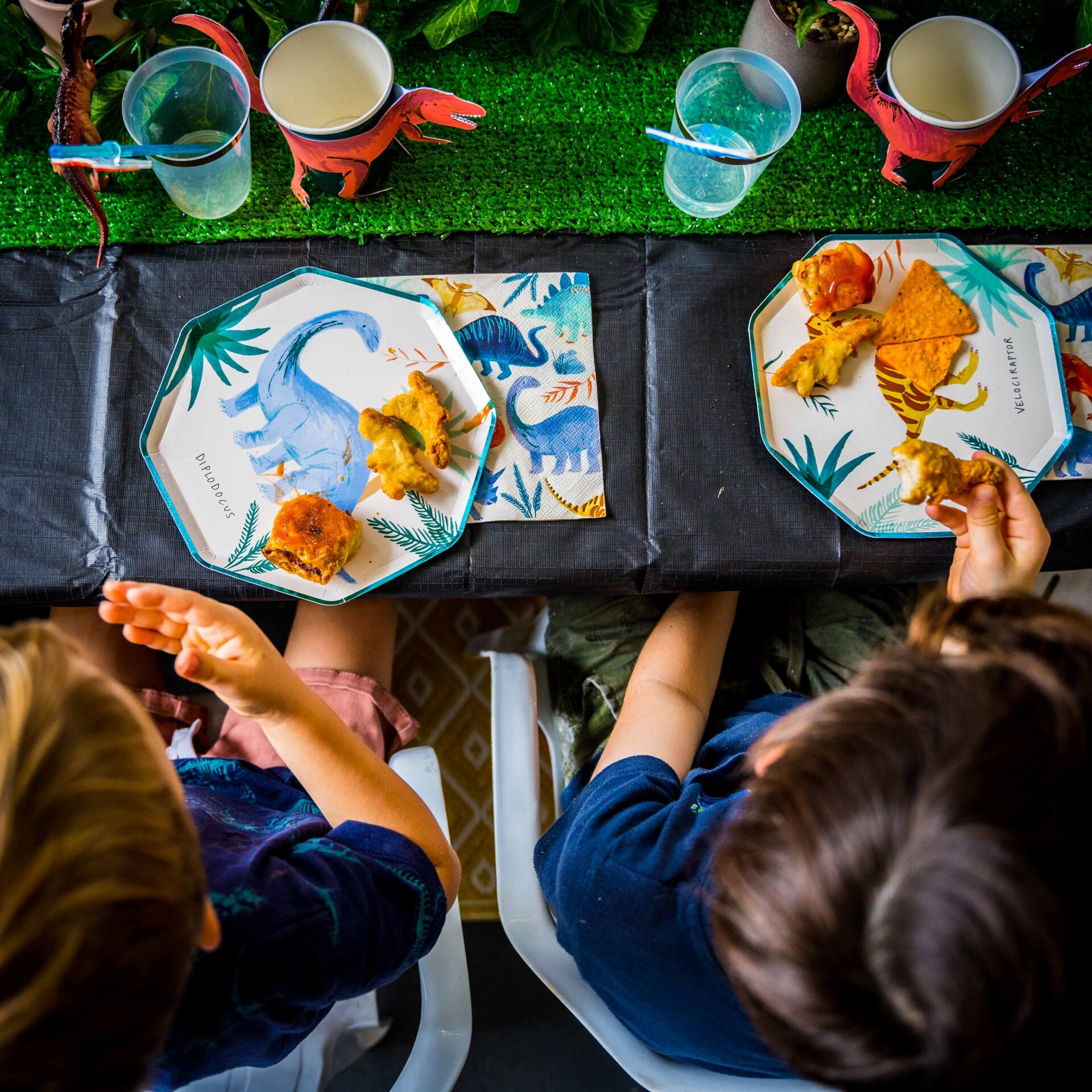 7 Dinosaur Party Ideas for Throwing a ROARsome Birthday Bash – Project ...